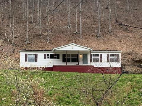 245 S Peters Branch Rd, Mozelle, KY 40858 | 61 Photos | MLS #22007275 ...