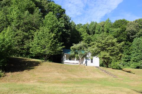 79 Mcgaffee Cemetery Rd, Pineville, KY 40977 | 18 Photos | MLS ...