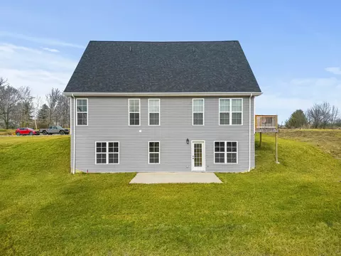 102 Park Ridge Dr, Paris, KY 40361 | 43 Photos - Movoto