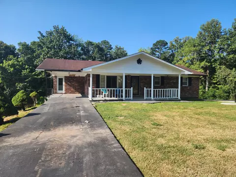 1492 E Williamsburg St, Whitley City, KY 42653 | 31 Photos - Movoto