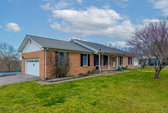 691 Highway 2792, Pine Knot, KY 42635 | MLS# 25005941 | 43 Photos - Movoto