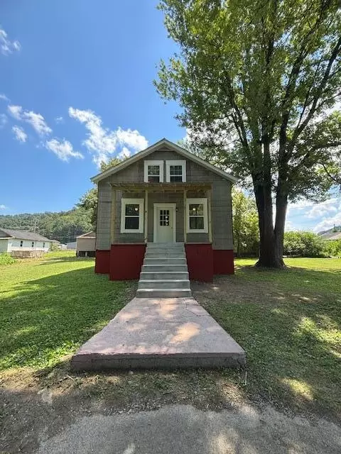 573 Spurlock Frk, Dana, KY 41615 - Movoto