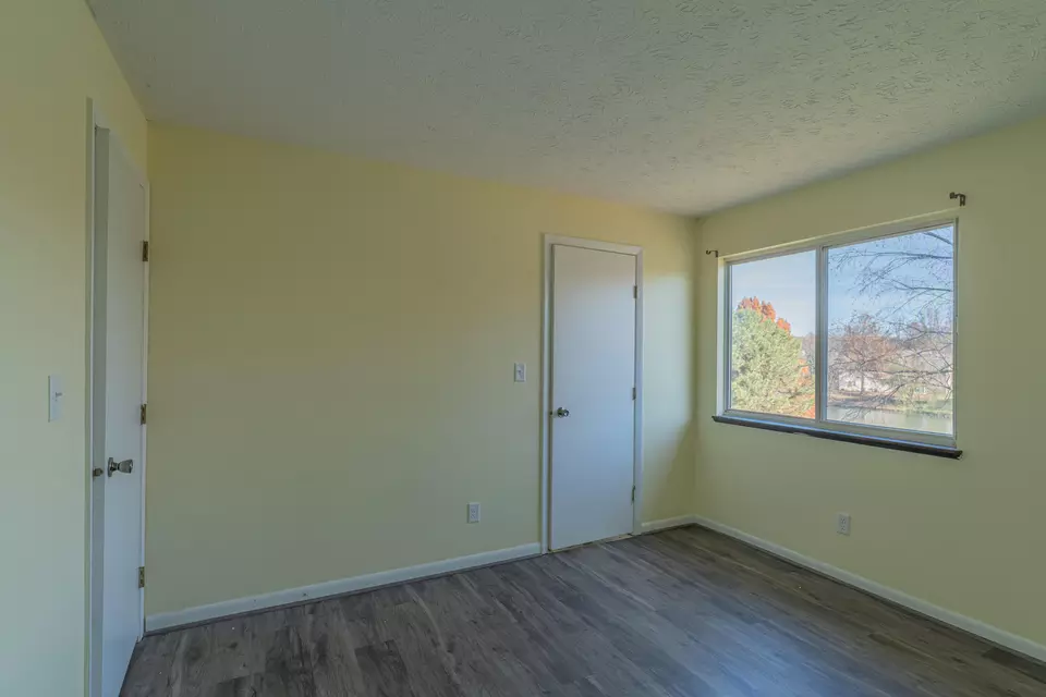 20 Rio Grande Cir #6, Florence, KY 41042 | MLS# 638024 | 26 Photos - Movoto