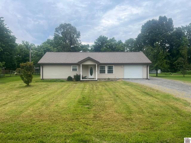 503 Kelly Dr, Ledbetter, KY 42058 | 20 Photos - Movoto