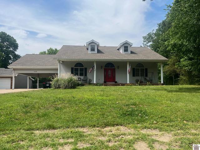 539 E Clay St, Clinton, KY 42031 | MLS# 137013 | 21 Photos - Movoto