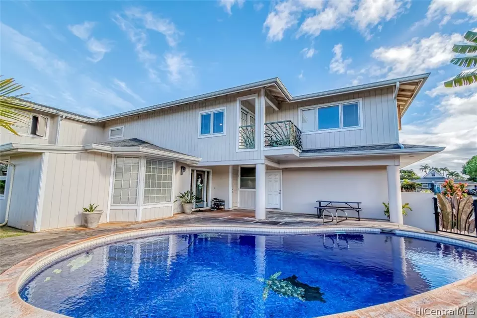 95-205 Hokuloa Loop, Mililani, HI 96789 | 1 photo - Movoto