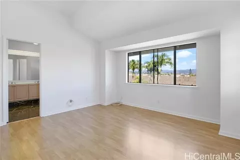 94-1131 Kaloli Loop, Waipahu, HI 96797 | 21 Photos - Movoto