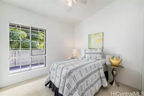500 Mananai Pl #17R, Honolulu, HI 96818 | 22 Photos - Movoto