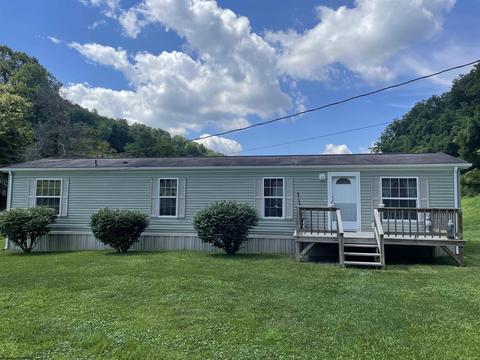 3728 Daybrook Rd, Fairview, WV 26570 - Movoto
