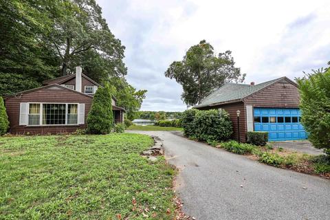 127 Lake Shore Ave, Hamilton, MA 01982 | MLS #4937594 - Movoto