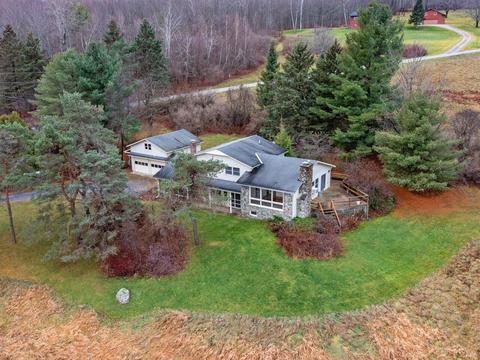 120 Mount Pritchard Ln, Saint George, VT 05495 | 40 Photos | MLS ...