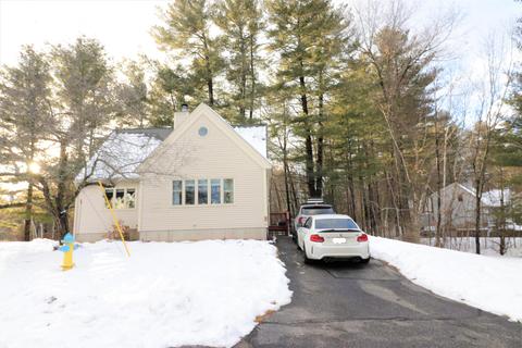 59 Norma Dr, Nashua, NH 03062 | 36 Photos | MLS #4941769 - Movoto