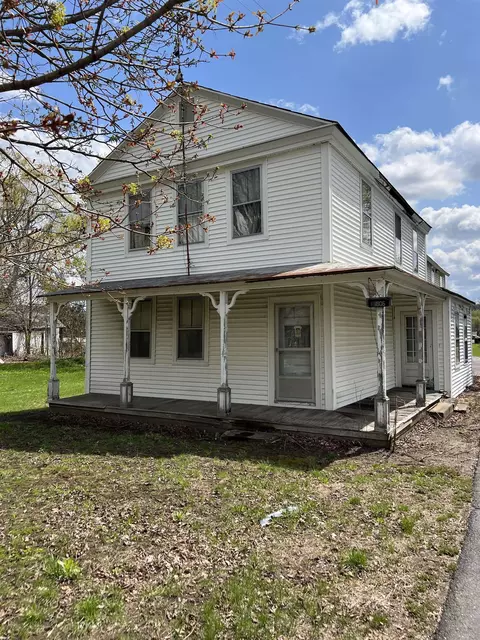 3806 Us Rt 5, Westminster, VT 05158 | 31 Photos - Movoto