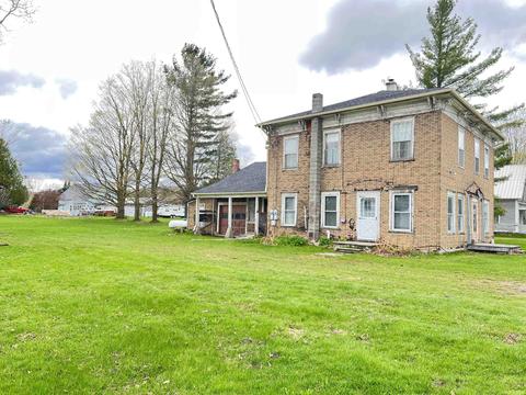 117 S Pleasant St, Troy, VT 05859 | 26 Photos | MLS #4951458 - Movoto