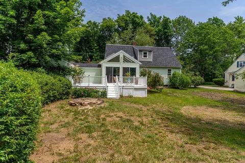 19 Newington Rd, Greenland, NH 03840 | 32 Photos | MLS #4957363 - Movoto