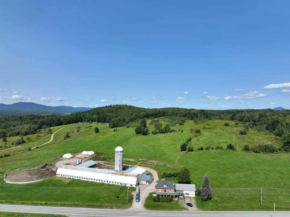 5404 Vt Route 100, Jay, VT 05859 | 35 Photos - Movoto