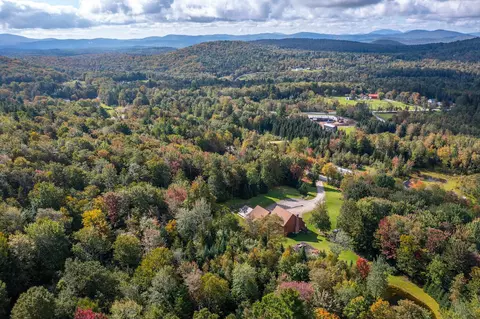 5601 Upper Cold River Rd, Shrewsbury, VT 05738 | 40 Photos - Movoto