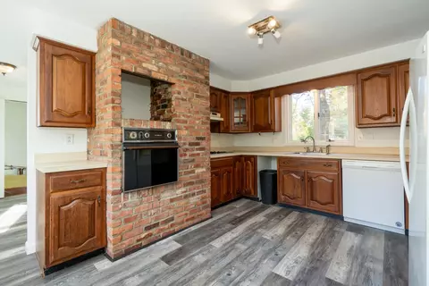 6 Leonard Ave, Hooksett, NH 03106 | 35 Photos - Movoto