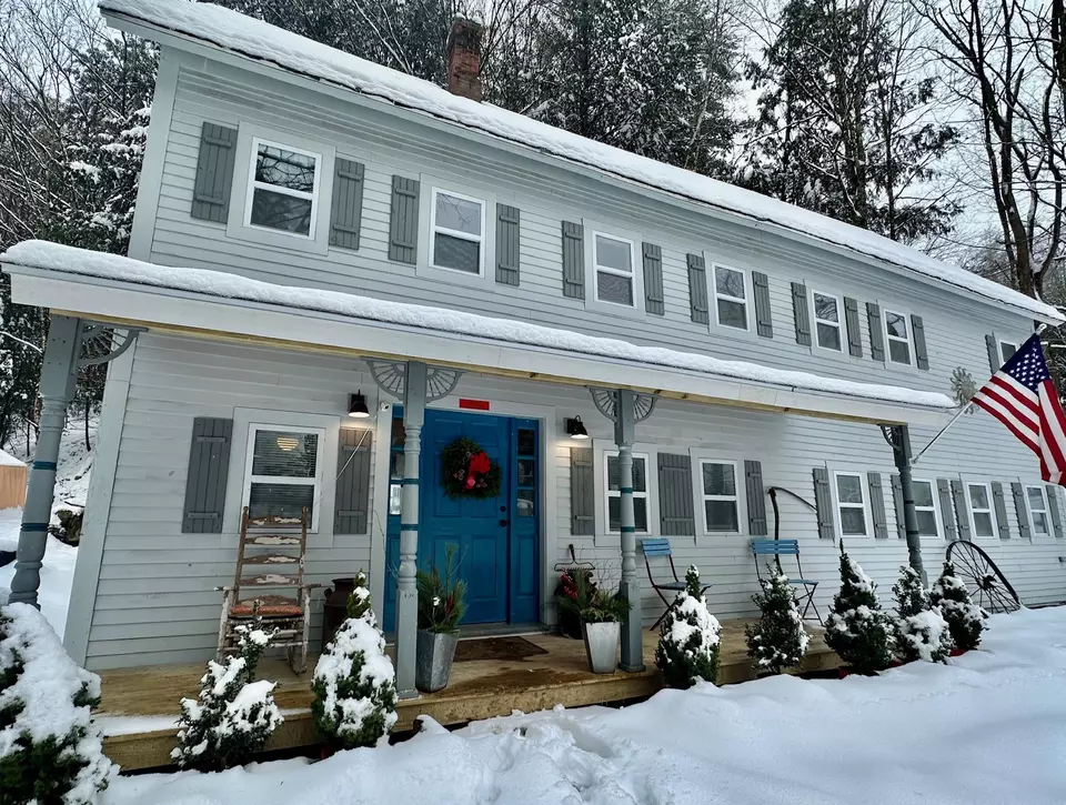 1390 Vt Route 106, Reading, VT 05062 | 27 Photos - Movoto