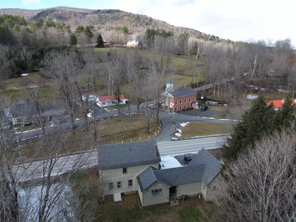 2103 Vt Route 106, Weathersfield, VT 05151 | 17 Photos - Movoto