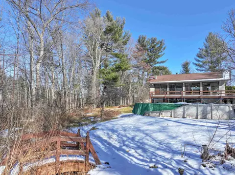 21 Dugout Rd, Hudson, NH 03051 | 40 Photos - Movoto
