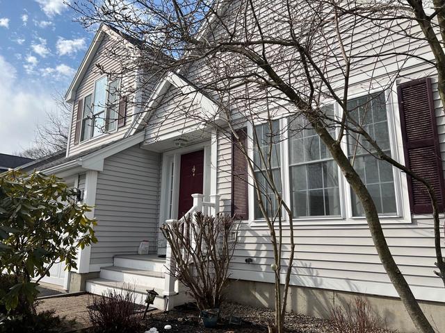 29 Augusta Way, Dover, NH 03820 | 18 Photos - Movoto