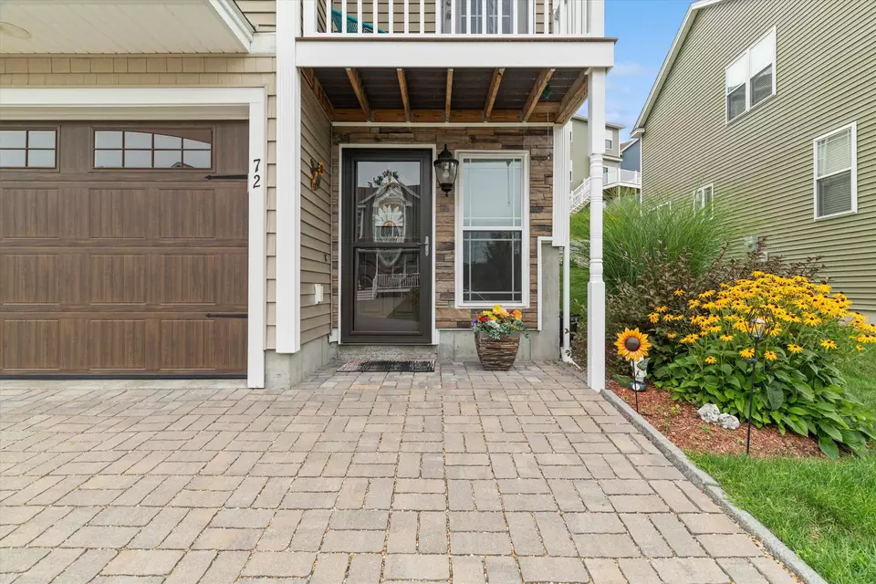 72 Tanager Cir, Pelham, NH 03076 | 27 Photos - Movoto