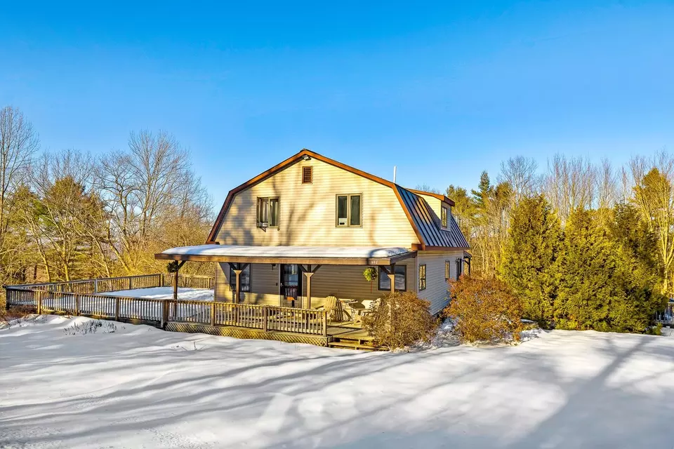 440 Kings Hwy, White River Junction, VT 05001 | 40 Photos - Movoto