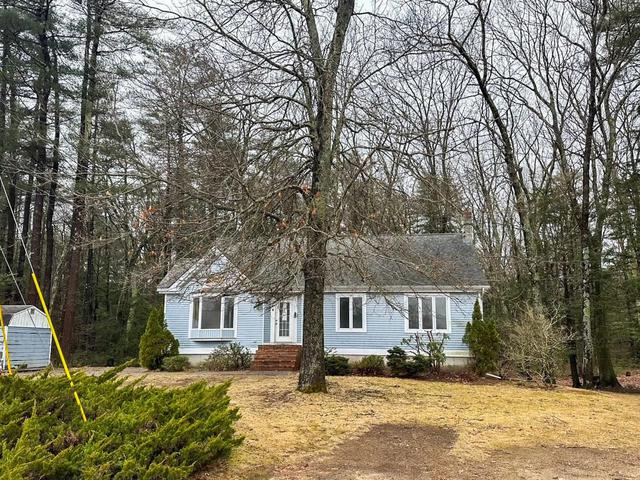 14 Charles Henry Way, Seabrook, NH 03874 | 15 Photos - Movoto