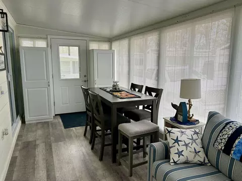 308 State Route 286 #100, Seabrook, NH 03874 | 22 Photos - Movoto