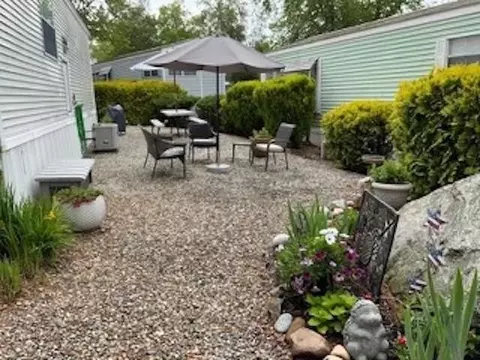 308 State Route 286 #100, Seabrook, NH 03874 | 22 Photos - Movoto