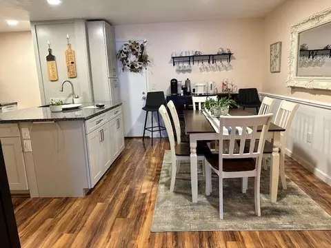 39 Spit Brook Rd #34, Nashua, NH 03060 | 40 Photos - Movoto