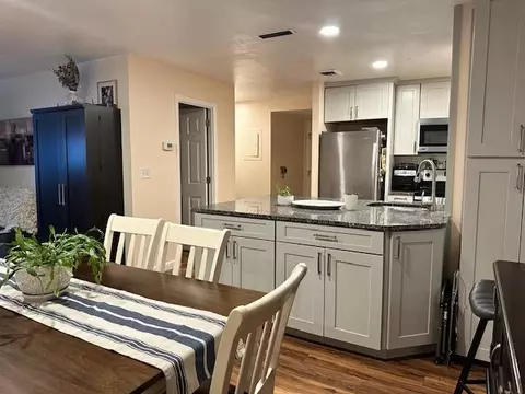 39 Spit Brook Rd #34, Nashua, NH 03060 | 40 Photos - Movoto