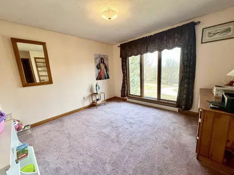 2206 Highgate Rd, Swanton, VT 05488 | 40 Photos - Movoto