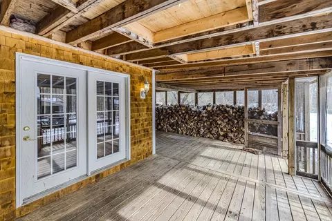 17 New Boston Rd, Newton, NH 03858 | 40 Photos - Movoto