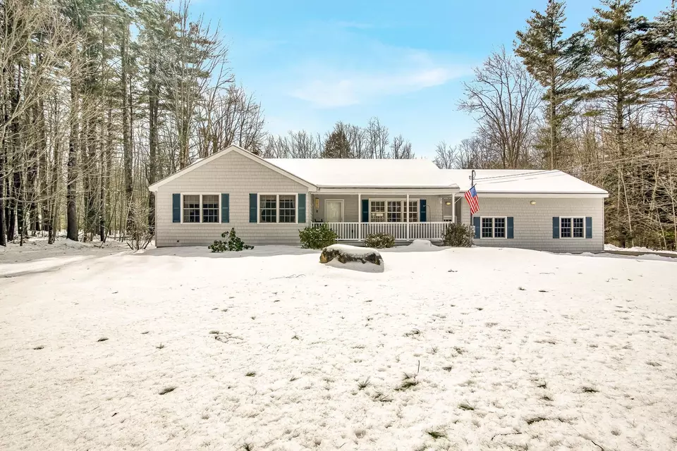 158 Governors Rd, Farmington, NH 03835 | 33 Photos - Movoto