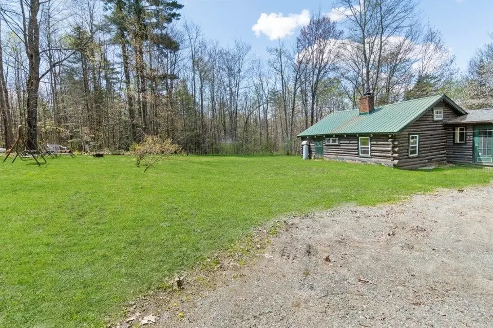 27 Mount Prospect Rd, Lancaster, NH 03584 | 34 Photos - Movoto