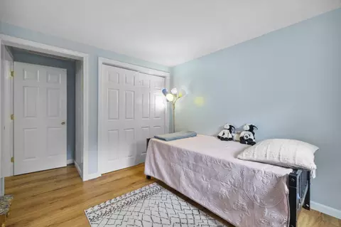 27 New London Dr, Barnstead, NH 03225 | 39 Photos - Movoto