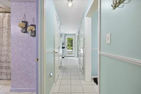 27 New London Dr, Barnstead, NH 03225 | 39 Photos - Movoto