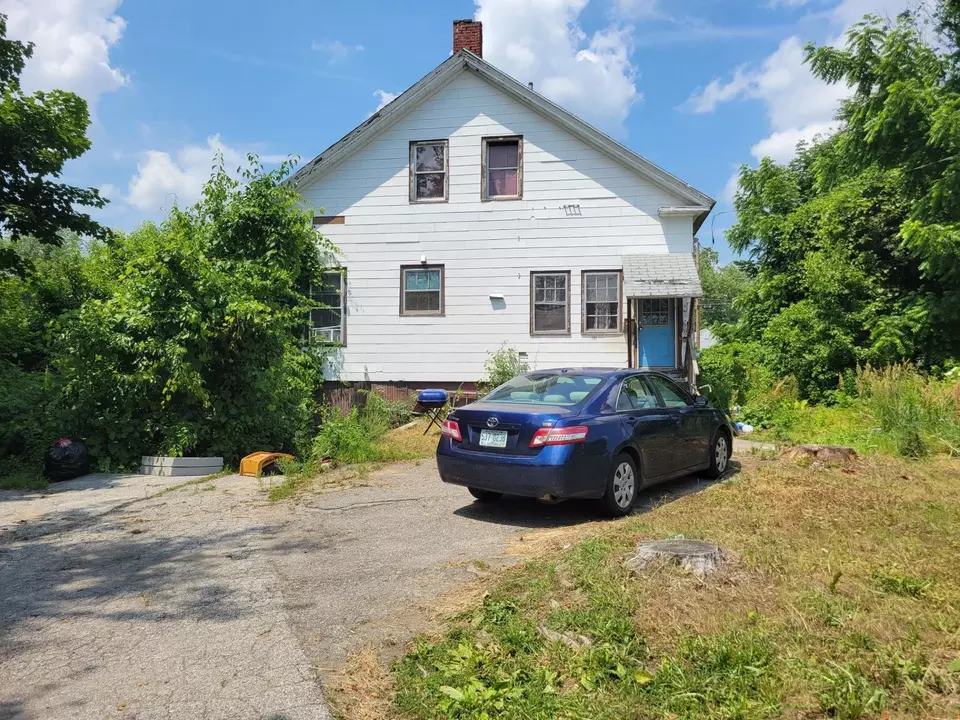 371 Pearl St, Keene, NH 03431 | 2 Photos - Movoto