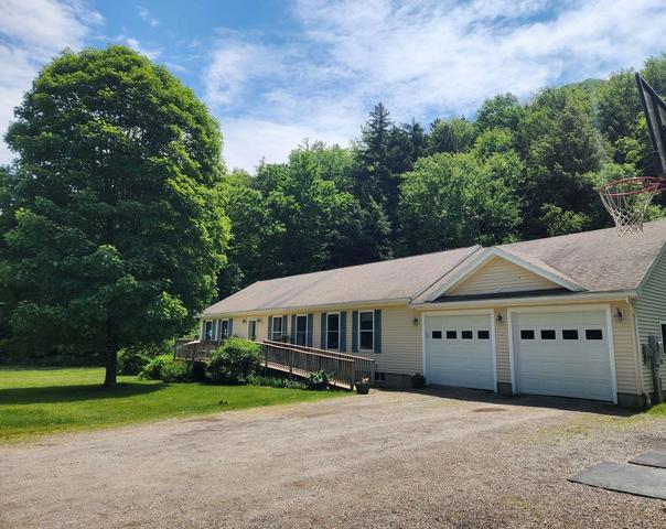 3588 Vermont Route 125, Hancock, VT 05748 | 20 Photos - Movoto