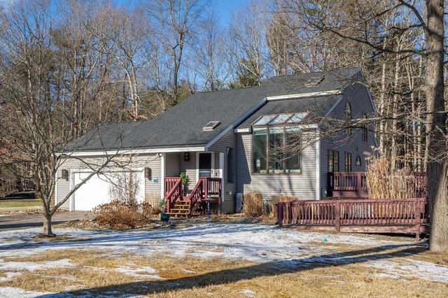 53 Drew Woods Dr, Derry, NH 03038 | 46 Photos - Movoto