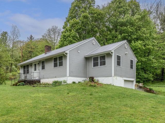 817 Vt Route 15, Underhill, VT 05489 | MLS# 5042702 | 24 Photos - Movoto