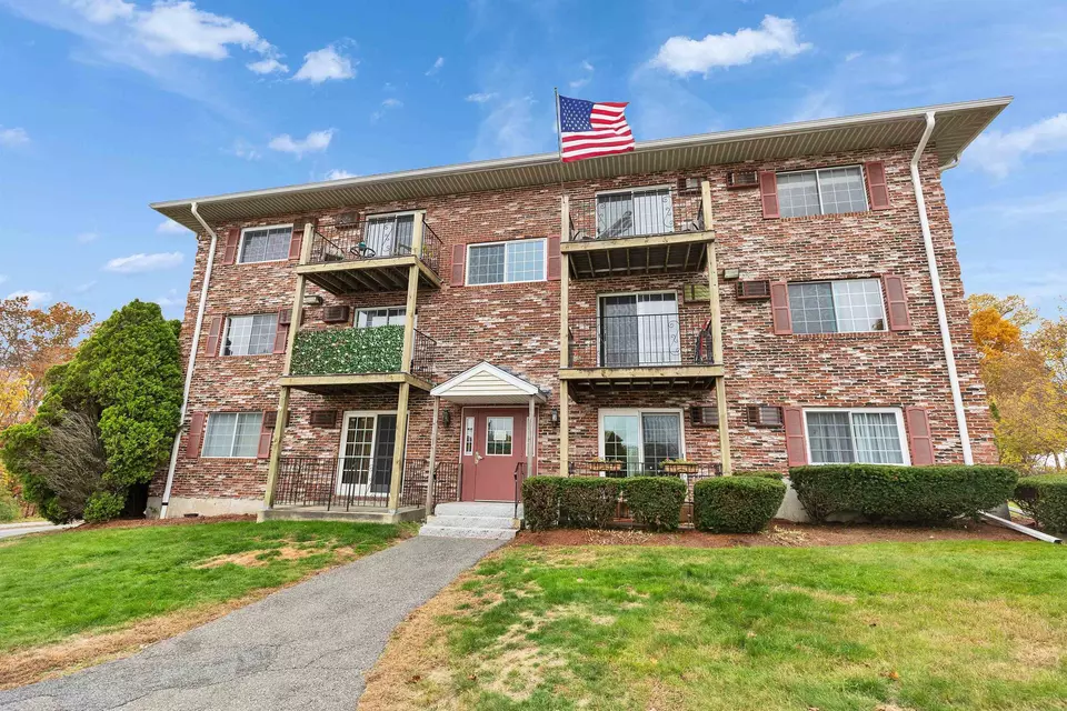 1311 Hanover St #6, Manchester, NH 03104 | MLS# 5068296 | 25 Photos ...