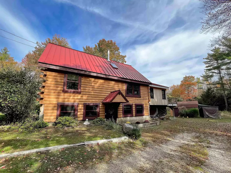 1226 First Crown Point Rd, Strafford, NH 03884 | MLS# 5068599 | 51 ...