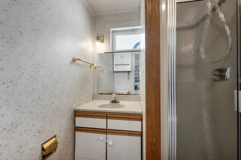 38 Pond Brook Rd, Wentworth, NH 03282 | MLS# 5071202 | 60 Photos - Movoto