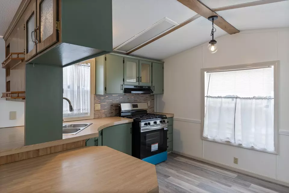 596 S Barre Rd #10, Barre, VT 05641 | MLS# 5071325 | 22 Photos - Movoto