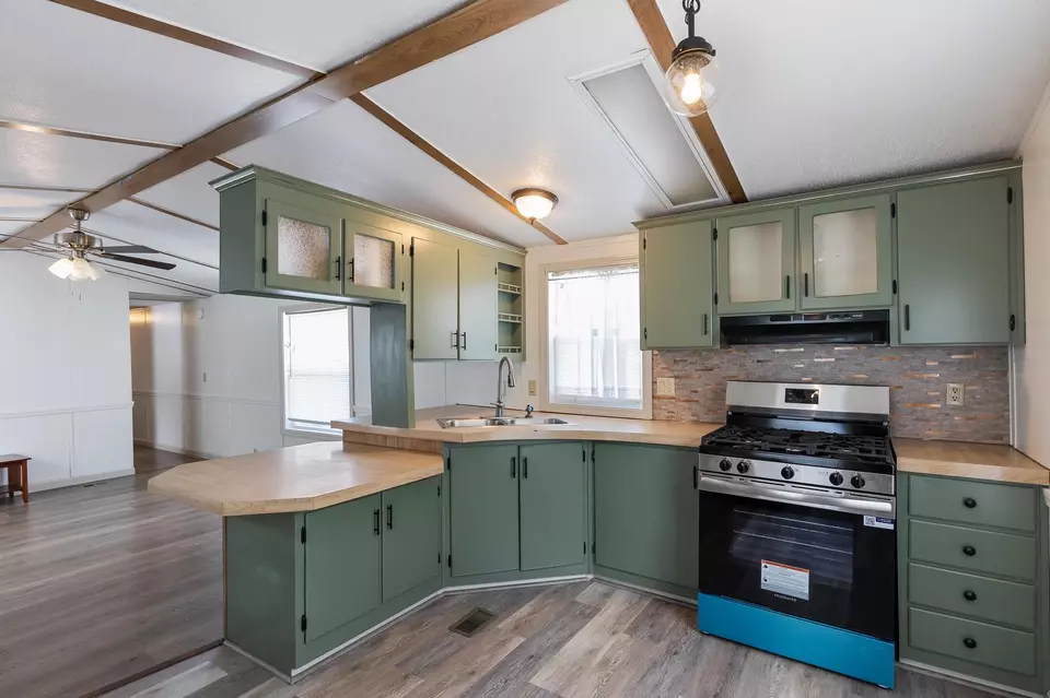 596 S Barre Rd #10, Barre, VT 05641 | MLS# 5071325 | 22 Photos - Movoto