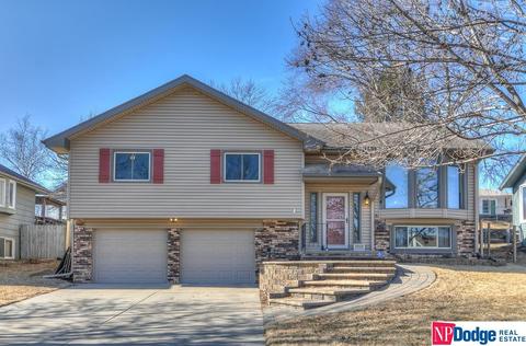 13563 W Cir, Omaha, NE 68137 | 36 Photos | MLS #22205303 - Movoto