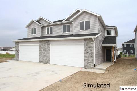 1746 NW 52nd St, Lincoln, NE 68528 | 32 Photos | MLS #22220476 - Movoto